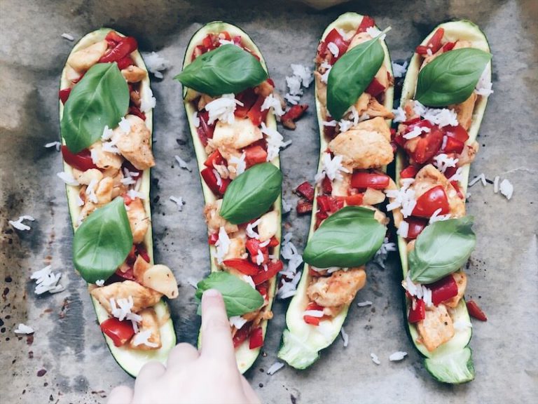 Gevulde groenten: 3 keer anders met tomatensaus - unicorns & fairytales